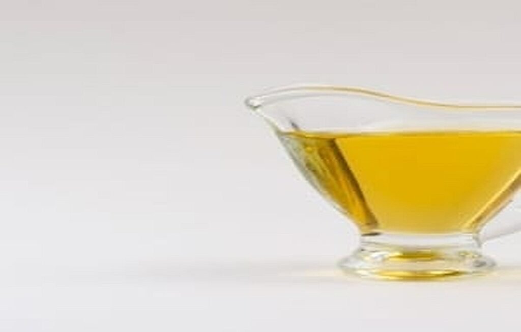 Liquid Oil vs. Solid Oil? + Important Tips - Selma Magazine
